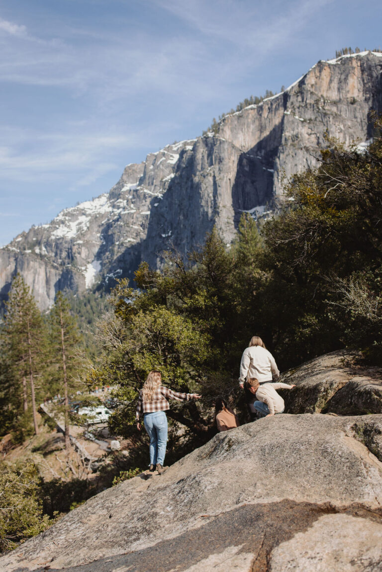 Yosemite Spring Family Photos | Yosemite Family Photographer ...