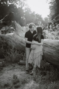 Outdoor Maternity Photos at Kaweah Oaks Preserve | Fresno Maternity ...