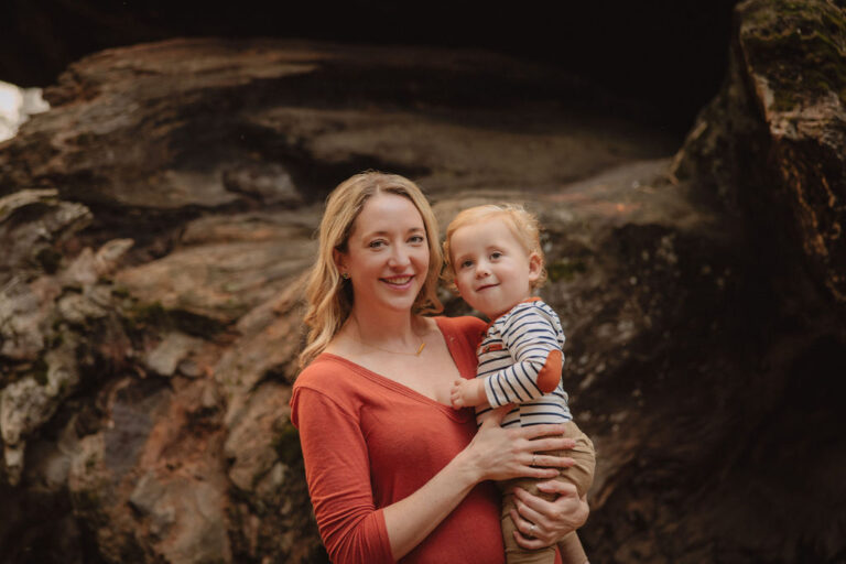 An Epic Sequoia Family Photoshoot at Grant Grove - alyssamichelephoto.net