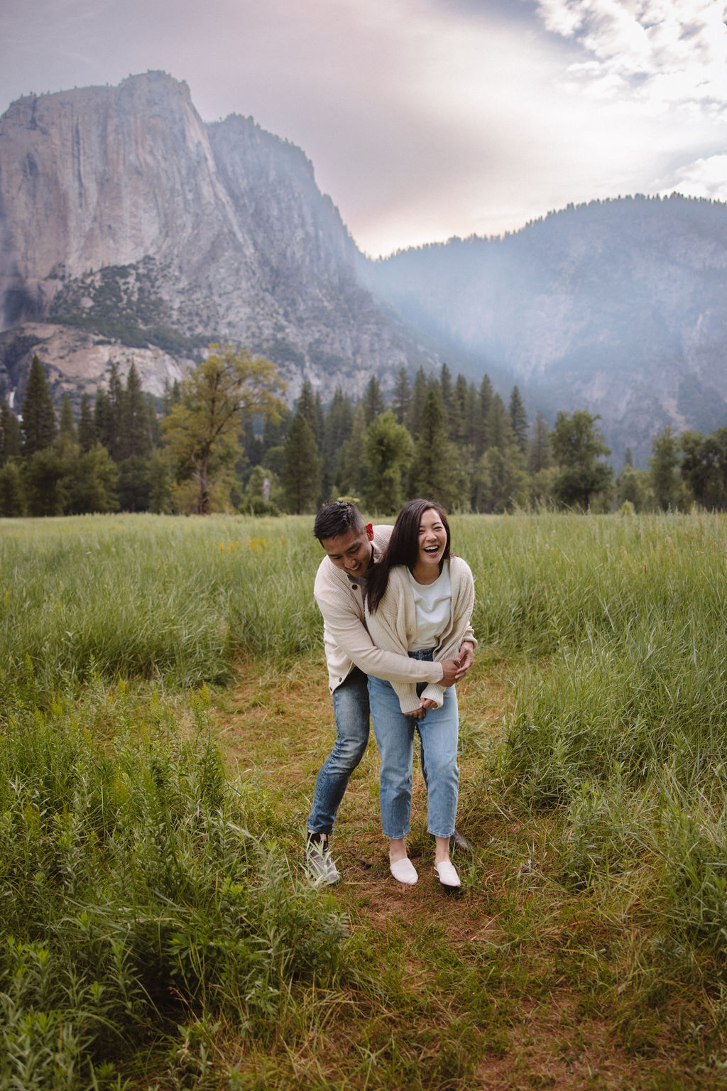A Sunrise Yosemite Proposal at Tunnel View - alyssamichelephoto.net