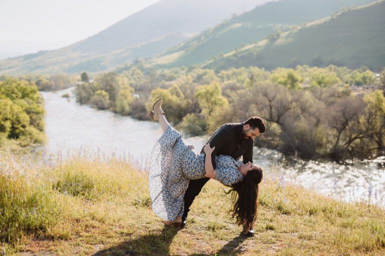 Outdoor Spring Engagement Photos at Winton Park - alyssamichelephoto.net