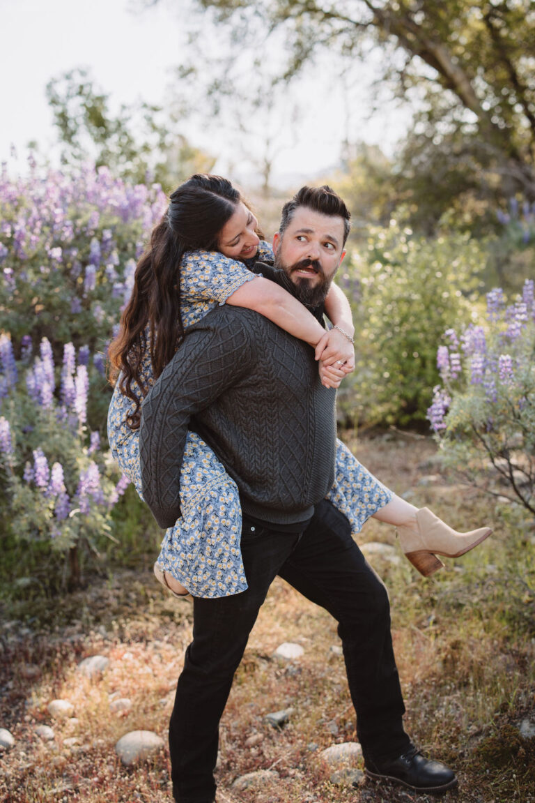 Outdoor Spring Engagement Photos at Winton Park - alyssamichelephoto.net